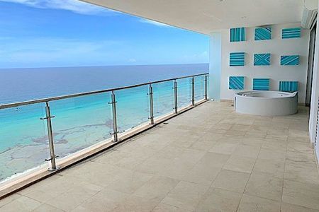 Departamento frente al mar, piso 18,jacuzzi privado vista al mar en Emerald, Spa | EasyBroker