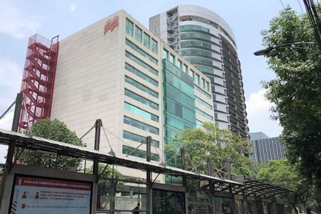 Edificio de Oficinas con más 5000m para instalarte! | EasyBroker