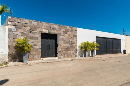 CASA EN VENTA EN SANTA GERTRUDIS COPO DE UNA PLANTA CON PANELES SOLARES | EasyBroker