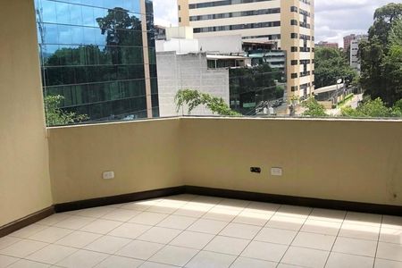 Villalbosque/Apartamento en renta zona 14 | EasyBroker