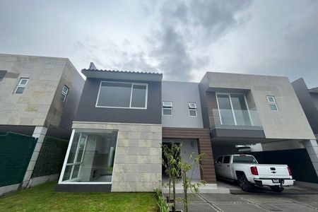 CASA EN VENTA EN METEPEC, GENOVA | EasyBroker