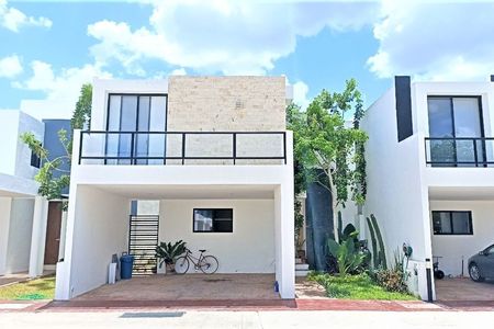 Casa en renta Privada Residencial Fontana, Santa Gertrudis Copó | EasyBroker