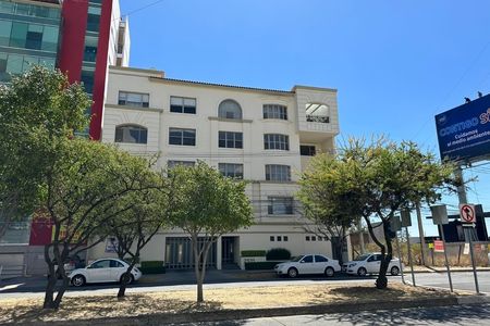 Departamento en Renta en Edificio Laureles | EasyBroker