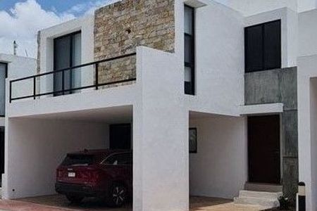 Casa de 3 Recámaras en Privada Residencial Fontana Santa Gertrudis Copó Mérida | EasyBroker