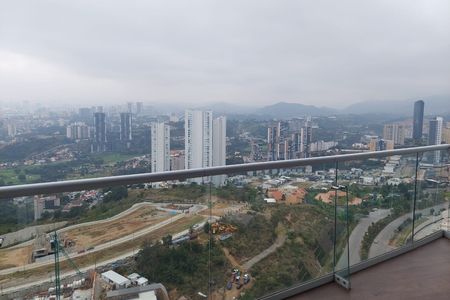 Rento Departamento en FIVE Bosque Real | EasyBroker