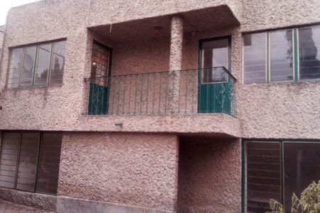 LOS CERRILLOS, XOCHIMILCO. CASA EN RENTA | EasyBroker