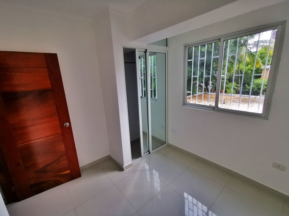 Apartamento 3 Habitaciones y Terraza en Urb. Tropical del Este | EasyBroker