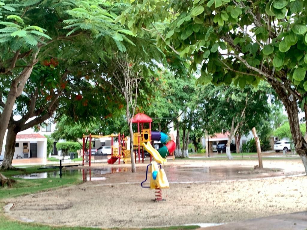 CASA EN PRIVADA COCOYOLES EN SANTA GERTRUDIS COPO | EasyBroker