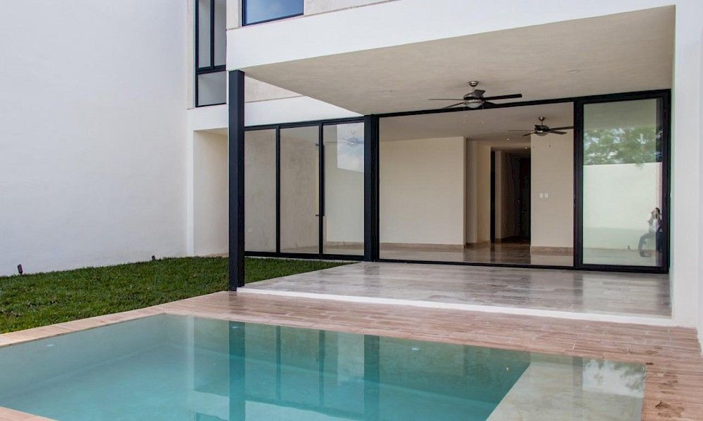 VENTA DE CASA DE 3 HABITACIONES CON ALBERCA EN MERIDA YUCATAN | EasyBroker