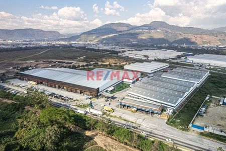 Bodega en Km. 32.5 Carr. al Pacífico Comercial Las Palmas, Amatitlan | EasyBroker