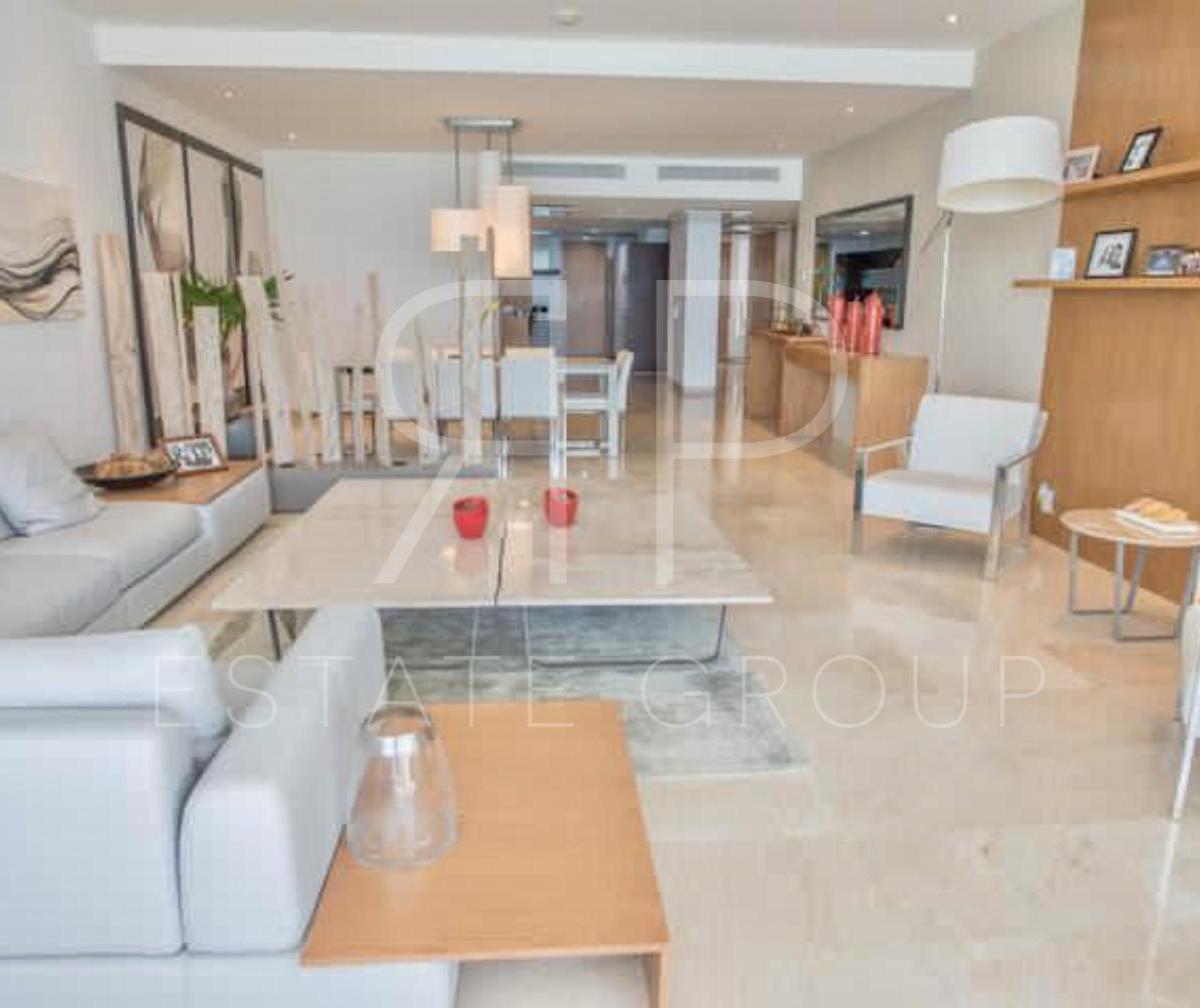 Exclusivo departamento en venta en Cancún frente al mar, Emerald Residential. | EasyBroker