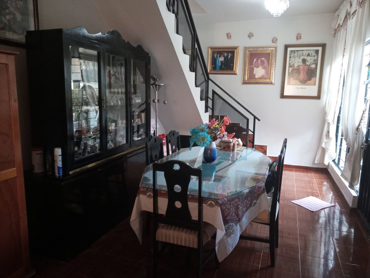 Sector Popular. Casa de 2 niveles con acceso a Churubusco, La Viga y Av. Ermita | EasyBroker