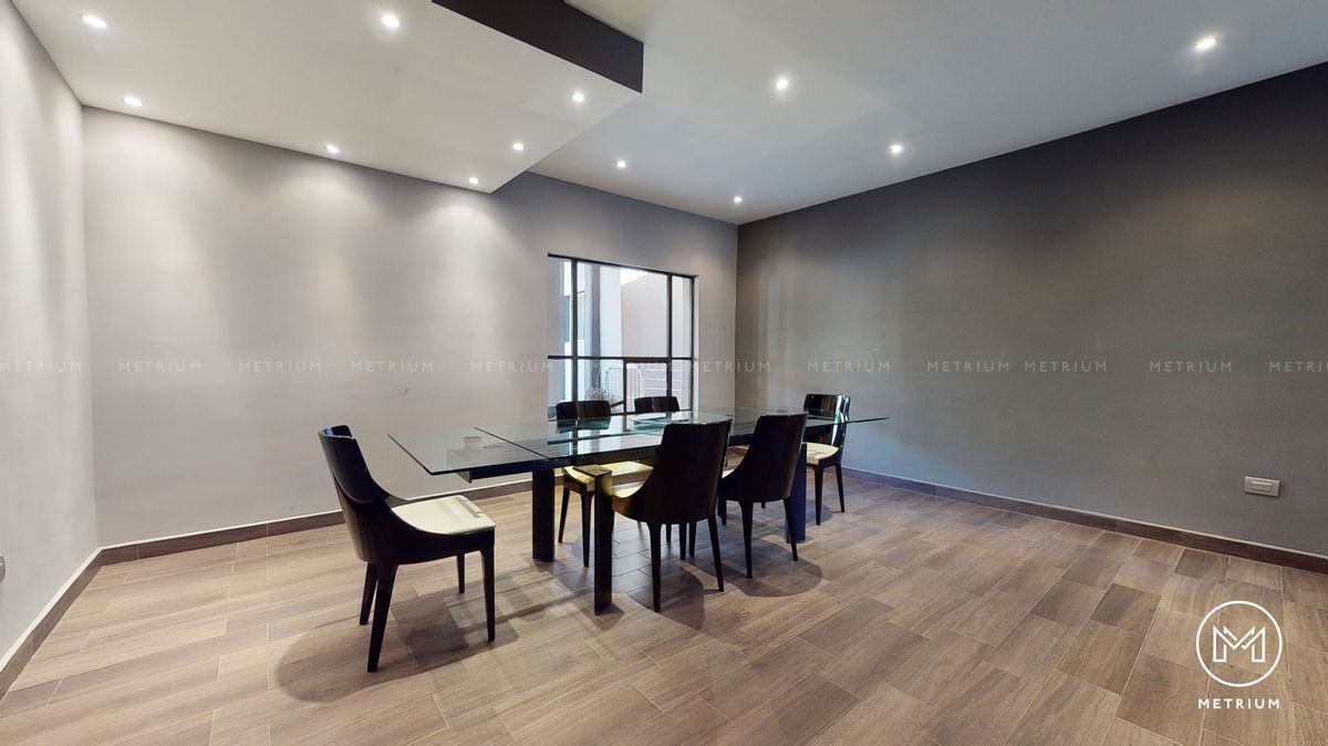 CASA EN VENTA FRACCIONAMIENTO HACIENDAS FRENTE A PARQUE CON ALBERCA ...