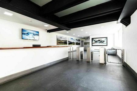 Oficinas en Renta Fuente de Pirámides Desde 113.98 M2 | EasyBroker