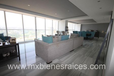 Único Departamento en Towers Bosque Real | EasyBroker