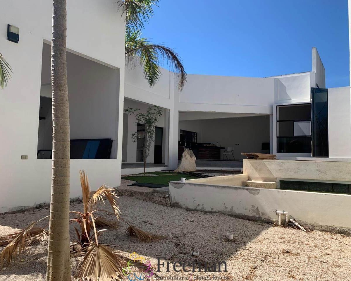 IF1482 CASA EN VENTA EN YUCATAN COUNTRY CLUB | EasyBroker