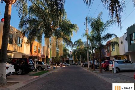 Venta de Casa en Coto Parques del Bosque, Tlaquepaque | EasyBroker
