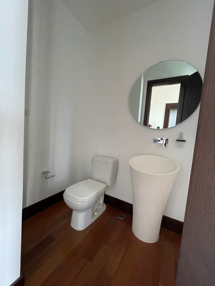 Apartamento PH en Alquiler Edificio Laurel, zona 15 | EasyBroker