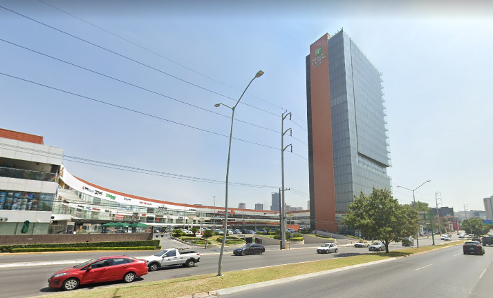 LOCAL EN RENTA PLAZA TANARAH | EasyBroker