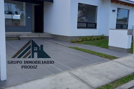 CASA EN VENTA HACIENDAS DE TEQUISQUIAPAN | EasyBroker