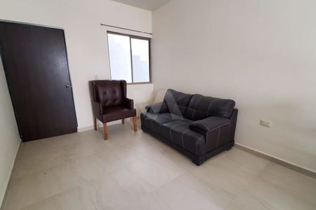 Depa amueblado en planta alta en Los pinos | EasyBroker