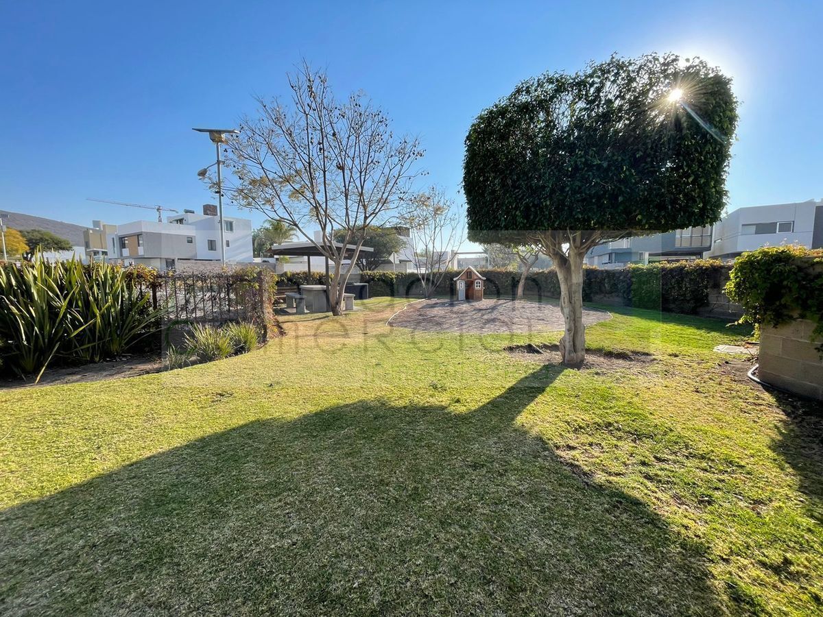 La Cima, casa en venta de 4 habitaciones y 3 niveles | EasyBroker