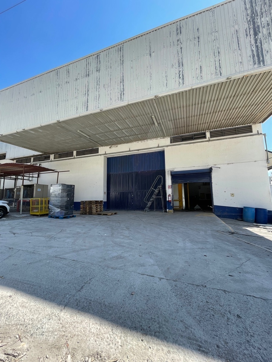 RENTA DE BODEGA CON PATIO DE MANIOBRAS | EasyBroker
