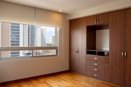 Para estrenar, desarrollo Orun Palace, Bosque Real | EasyBroker