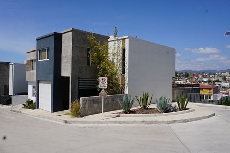 Bienvenido a LEXIM Corporativo Inmobiliario