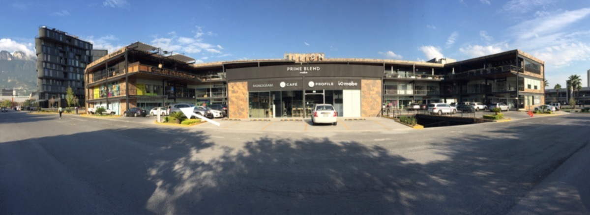 VENTA DE LOCAL EN PLAZA ELLION | EasyBroker