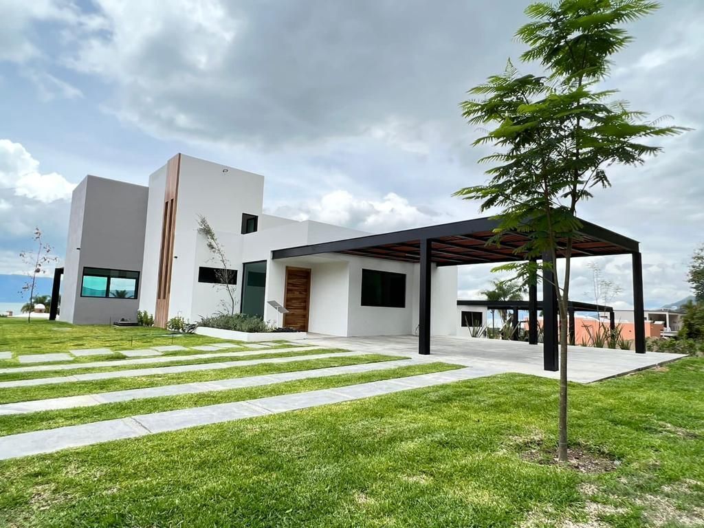 CASA DE LUJO CON VISTA A LAGO EN AJIJIC | EasyBroker