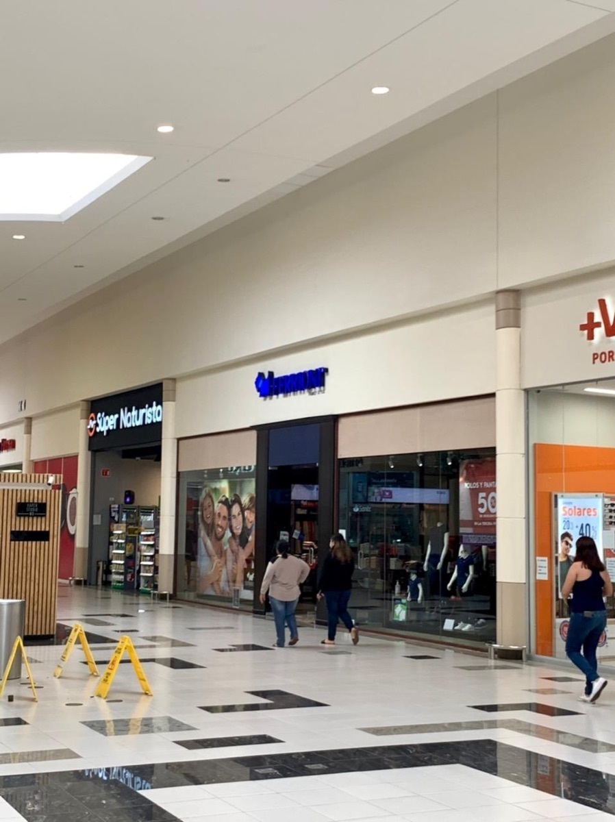 Local comercial en Plaza Sendero | EasyBroker