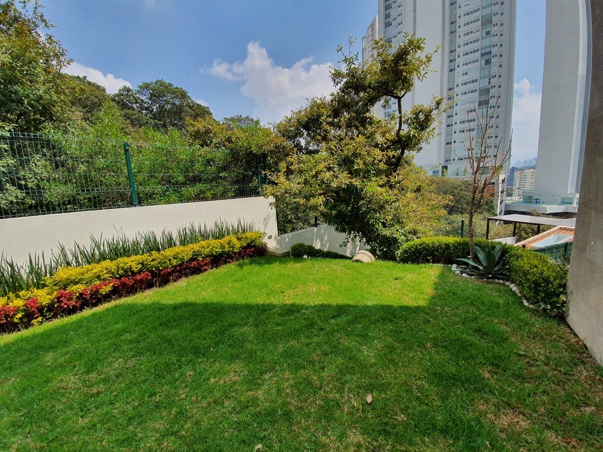 VENTA CASA EN RESIDENCIAL DEL BOSQUE, BOSQUE REAL | EasyBroker