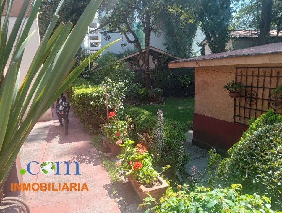 Hermosa Casa en Bosques de Tarango | EasyBroker