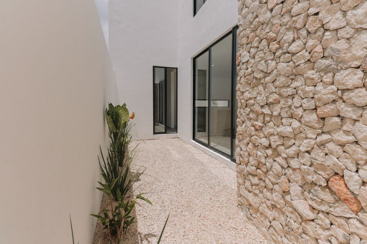 Hermosa casa 3 habitaciones con alberca Santa Gertrudis Entrega Inmediata | EasyBroker