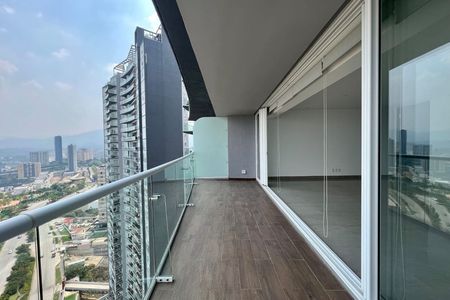 INCREIBLE DEPA EN FIVE BOSQUE REAL | EasyBroker