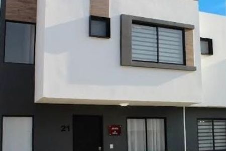 ZAKIA, RISCOS III, QUERETARO, RENTA, CASA 3 RECAMARAS $12,000.00 MXN ...
