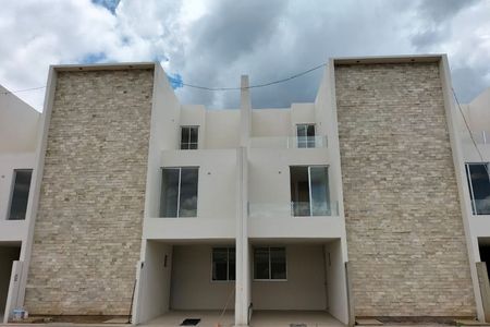 CASAS EN VENTA 2 O 3 RECAMARAS FRACC. ONIX | EasyBroker