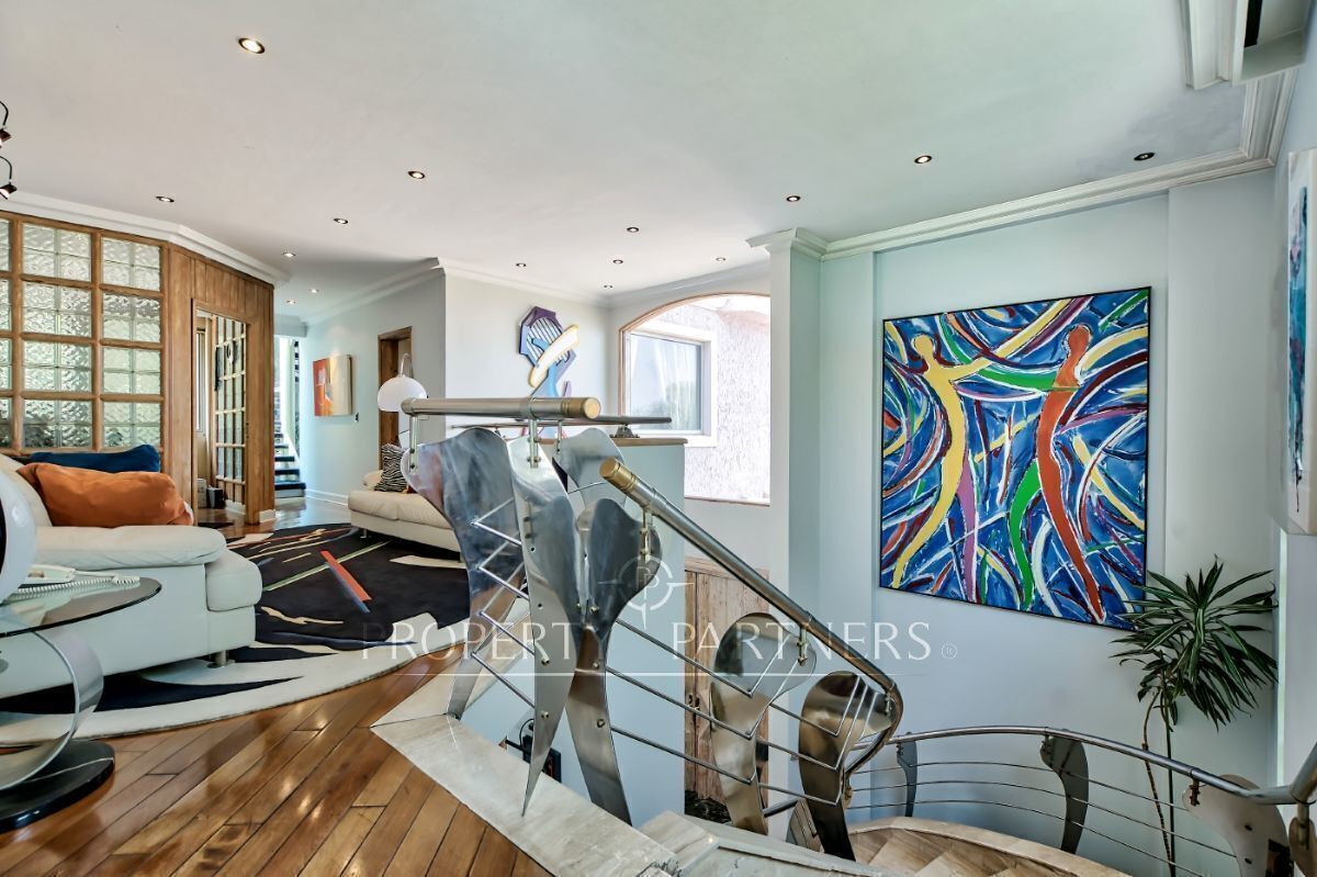 Alvaro Casanova, casa en venta de diseño y arquitectura, La Reina Alta ...