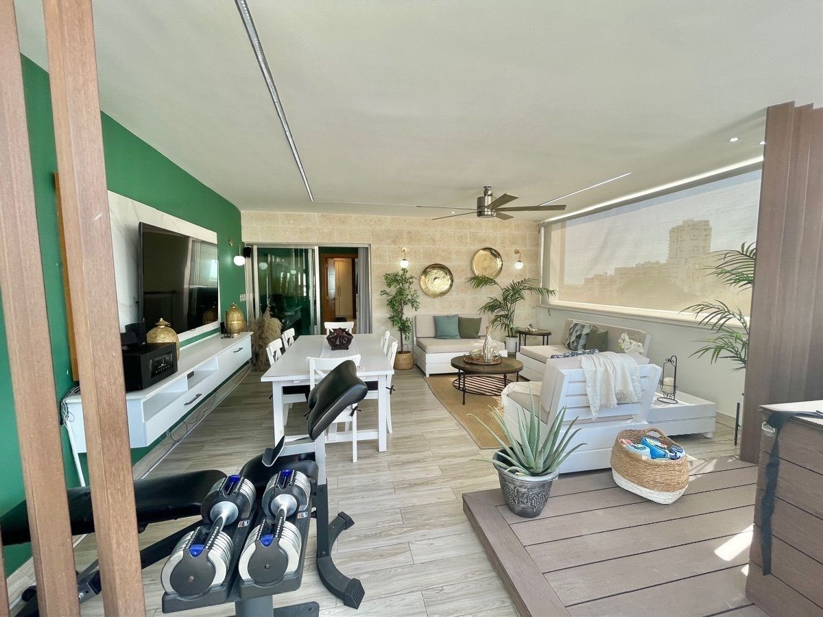 Vendo PH los Cacicazgos jacuzzi marmol 3PP US$450k | EasyBroker