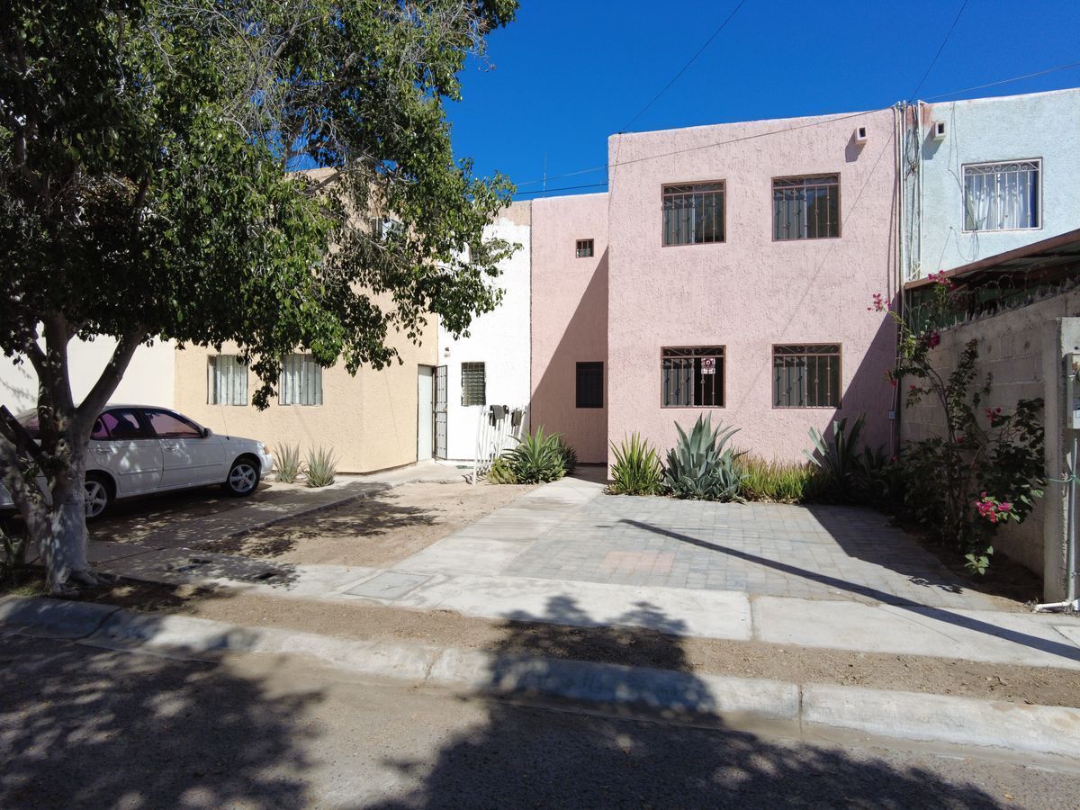 ¡CASA EN RENTA! PRIVADAS DEL SOL | EasyBroker