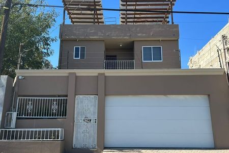 HERMOSA CASA EN VENTA UBICADA EN FELIPA VELAZQUEZ | EasyBroker