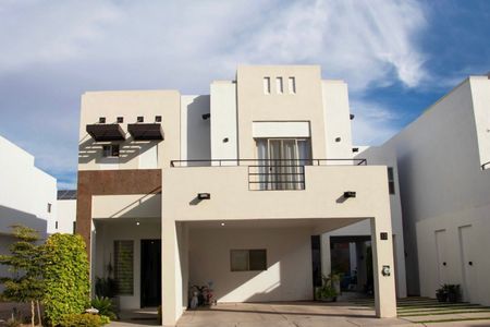 CASA EN VENTA EN RIVELLO , HERMOSILLO SONORA | EasyBroker