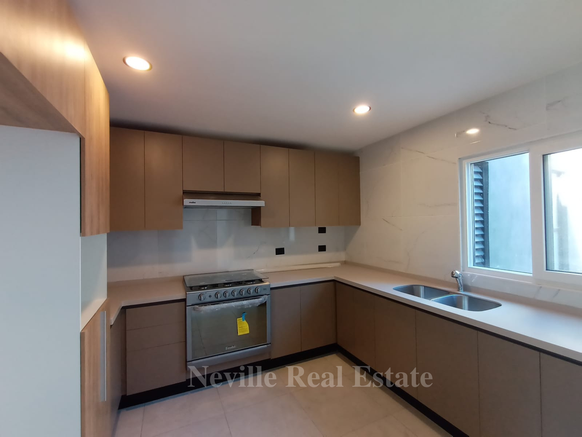 Estrena casa con amenidades Villas del Refugio Sur a espaldas de HEB El ...