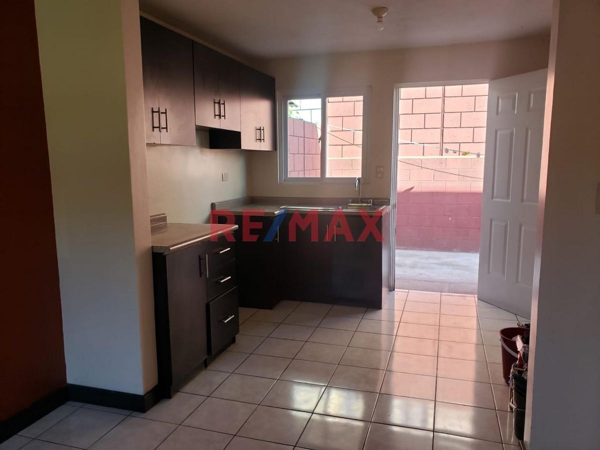 Casa en Renta Condado Catalina, Villa Nueva | EasyBroker