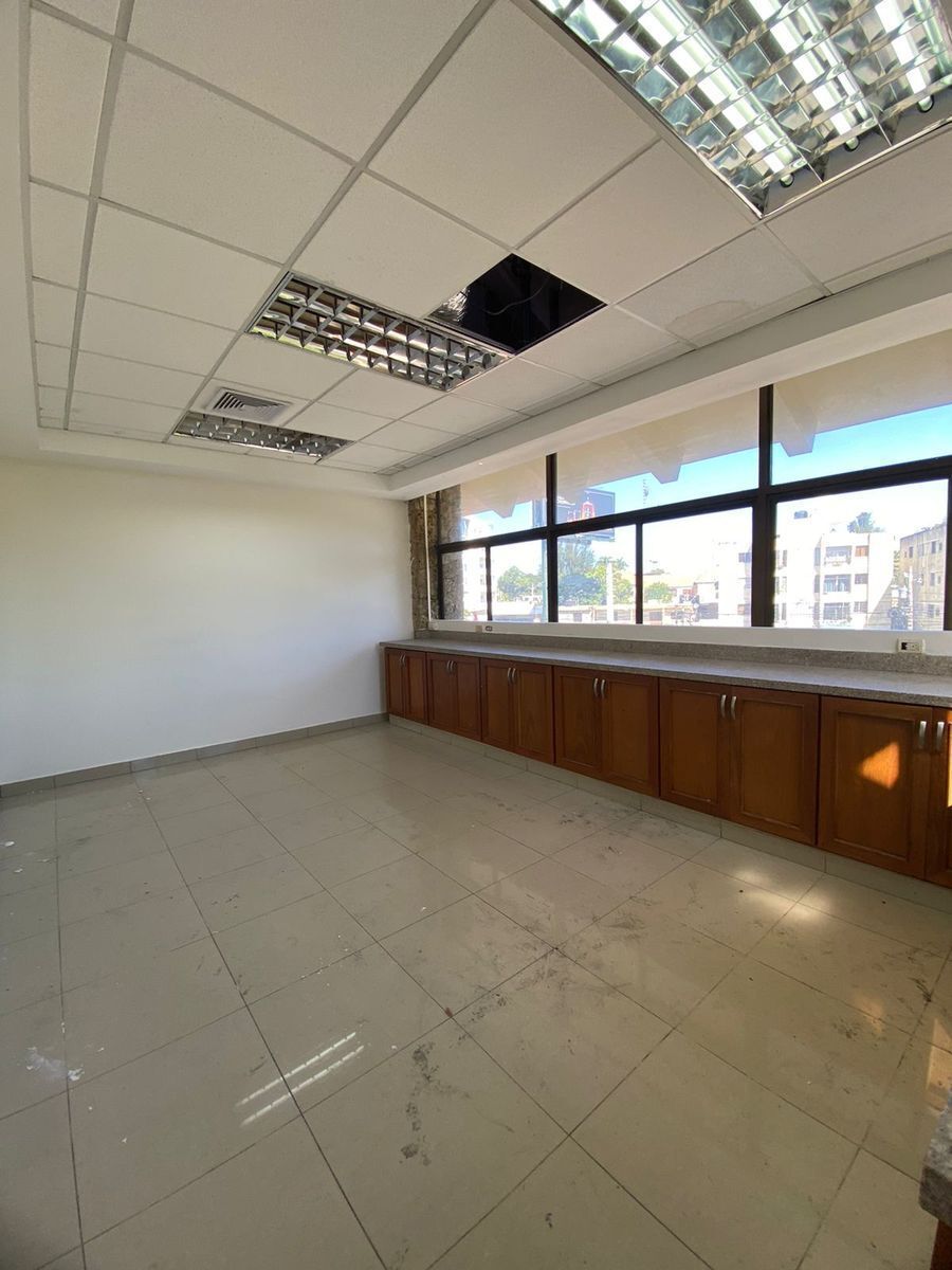 Edificio completo en renta en Av, Los Próceres | EasyBroker