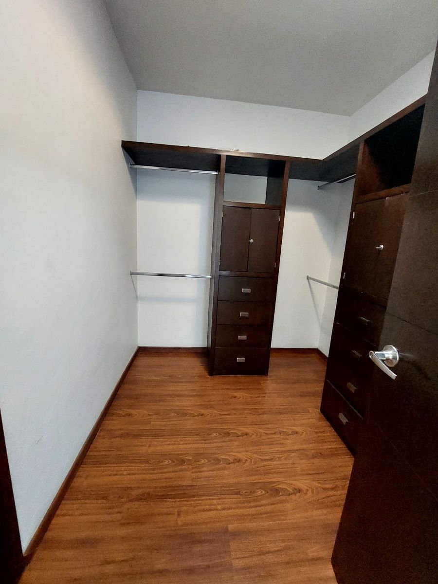 Casa en renta en El Colli Urbano - Volcán Quinceno | EasyBroker