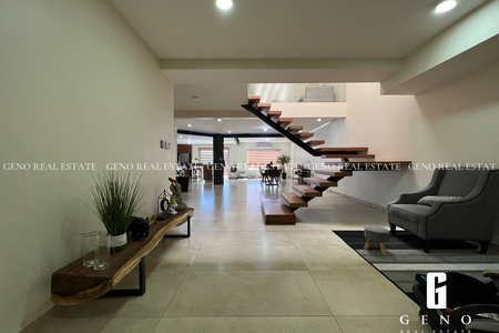 CASA EN VENTA CON CUARTO DE JUEGOS EN SOTANO | EasyBroker