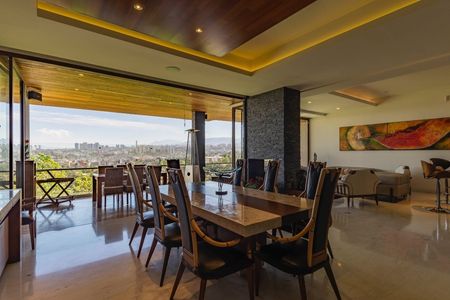 Espectacular residencia en Bosque Real | EasyBroker