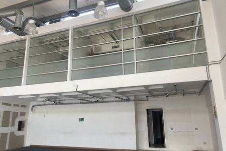 LOCAL COMERCIAL EN PLAZA LA RIOJA | EasyBroker